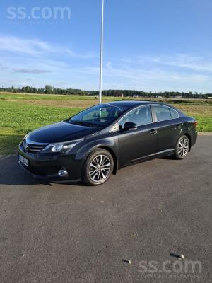 Серый Тойота Авенсис 2014 в Рига, объемом двигателя 2.00 л и пробегом 240 тыс. км за 5300 €, фото  на AUTOMOTO.COM.LV