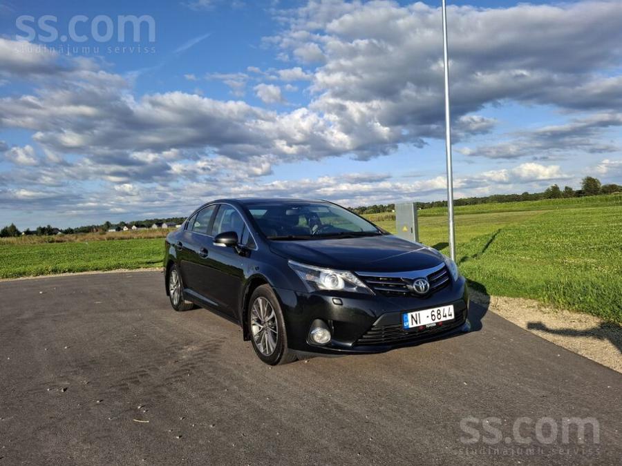 Серый Тойота Авенсис 2014 в Рига, объемом двигателя 2.00 л и пробегом 240 тыс. км за 5300 €, фото 3 на AUTOMOTO.COM.LV