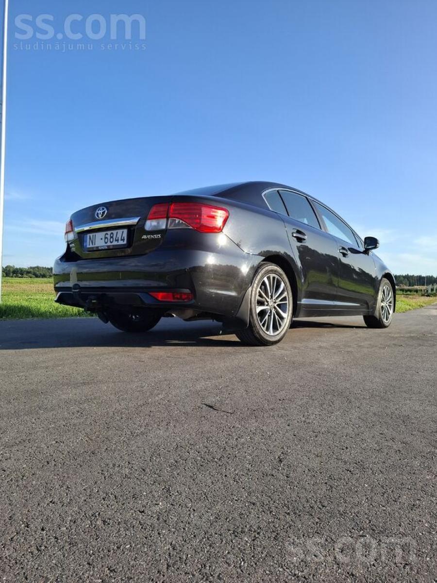 Серый Тойота Авенсис 2014 в Рига, объемом двигателя 2.00 л и пробегом 240 тыс. км за 5300 €, фото 7 на AUTOMOTO.COM.LV