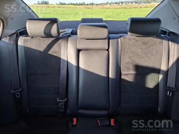 Grey Toyota Avensis 2014 in Riga, with an engine capacity of 2.00 L and mileage of 240 thousand km for 5300 €, photo 9 on AUTOMOTO.COM.LV
