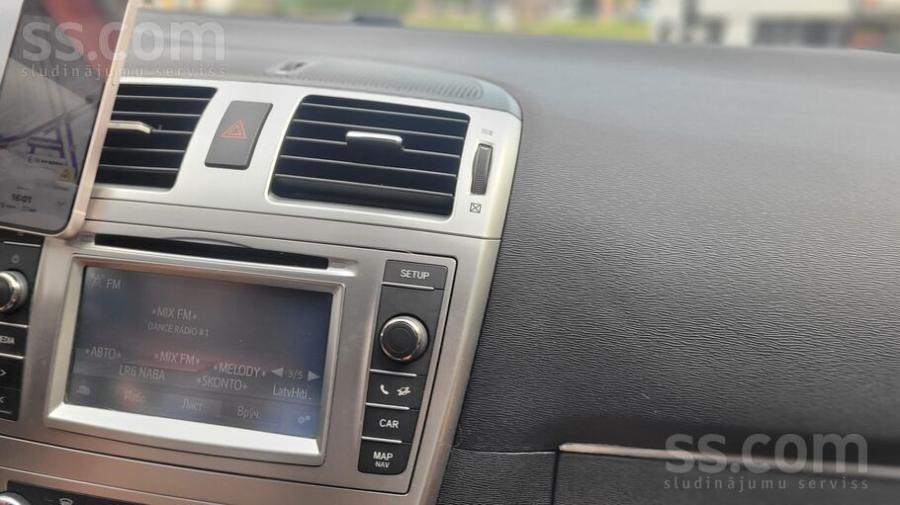 Pelēks Toyota Avensis 2014 Rīga, ar dzinēja tilpumu 1.80 L un nobraukumu 0 tūkst. km par 5000 €, foto 9 vietnē AUTOMOTO.COM.LV