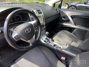 Pelēks Toyota Avensis 2014 Rīga, ar dzinēja tilpumu 1.80 L un nobraukumu 0 tūkst. km par 5000 €, foto 11 vietnē AUTOMOTO.COM.LV