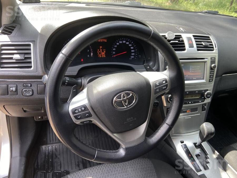 Pelēks Toyota Avensis 2014 Rīga, ar dzinēja tilpumu 1.80 L un nobraukumu 0 tūkst. km par 5000 €, foto 12 vietnē AUTOMOTO.COM.LV