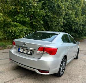 Серый Тойота Авенсис 2014 в Шяуляй, объемом двигателя 2.20 л и пробегом 250 тыс. км за 4990 €, фото 6 на AUTOMOTO.COM.LV