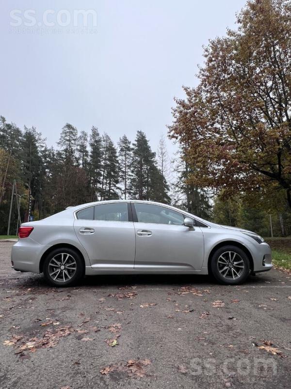 Pelēks Toyota Avensis 2014 Ogre, ar dzinēja tilpumu 1.80 L un nobraukumu 222 tūkst. km par 7750 €, foto 5 vietnē AUTOMOTO.COM.LV