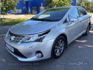 Серый Тойота Авенсис 2015 в Пайде, объемом двигателя 1.80 л и пробегом 202 тыс. км за 7690 €, фото  на AUTOMOTO.COM.LV