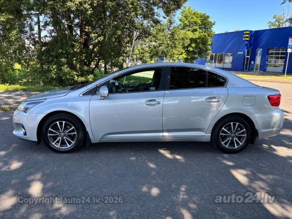 Grey Toyota Avensis 2015 in Paide, with an engine capacity of 1.80 L and mileage of 202 thousand km for 7690 €, photo 3 on AUTOMOTO.COM.LV