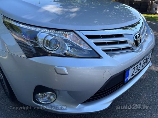 Grey Toyota Avensis 2015 in Paide, with an engine capacity of 1.80 L and mileage of 202 thousand km for 7690 €, photo 7 on AUTOMOTO.COM.LV