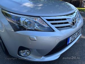 Grey Toyota Avensis 2015 in Paide, with an engine capacity of 1.80 L and mileage of 202 thousand km for 7690 €, photo 8 on AUTOMOTO.COM.LV