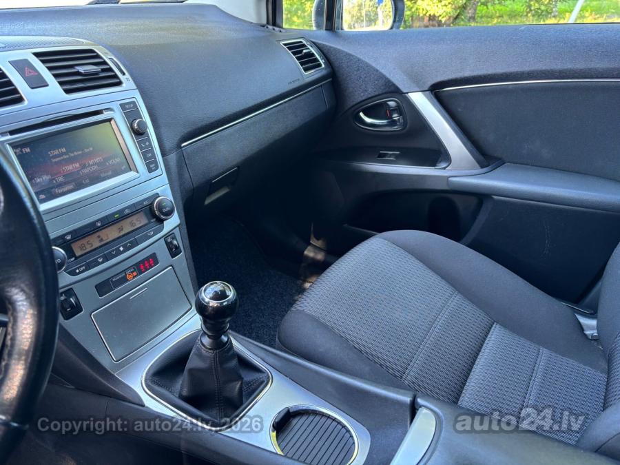 Grey Toyota Avensis 2015 in Paide, with an engine capacity of 1.80 L and mileage of 202 thousand km for 7690 €, photo 13 on AUTOMOTO.COM.LV