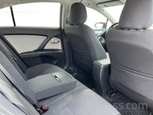 Grey Toyota Avensis 2015 in Riga, with an engine capacity of 1.80 L and mileage of 207 thousand km for 9200 €, photo 8 on AUTOMOTO.COM.LV