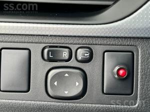 Grey Toyota Avensis 2015 in Riga, with an engine capacity of 1.80 L and mileage of 207 thousand km for 9200 €, photo 22 on AUTOMOTO.COM.LV
