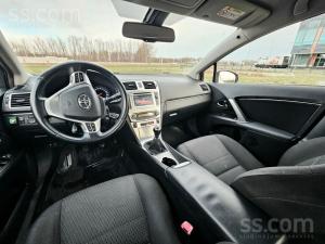 Pelēks Toyota Avensis 2015 Rīga, ar dzinēja tilpumu 1.80 L un nobraukumu 155 tūkst. km par 7495 €, foto 10 vietnē AUTOMOTO.COM.LV