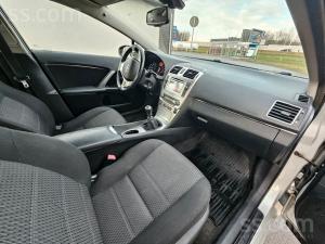 Pelēks Toyota Avensis 2015 Rīga, ar dzinēja tilpumu 1.80 L un nobraukumu 155 tūkst. km par 7495 €, foto 11 vietnē AUTOMOTO.COM.LV