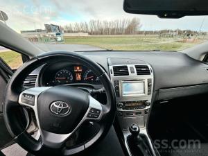 Pelēks Toyota Avensis 2015 Rīga, ar dzinēja tilpumu 1.80 L un nobraukumu 155 tūkst. km par 7495 €, foto 13 vietnē AUTOMOTO.COM.LV
