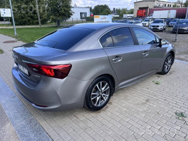 Серый Тойота Авенсис 2015 в Лимбажи, объемом двигателя 1.80 л и пробегом 188 тыс. км за 8950 €, фото 5 на AUTOMOTO.COM.LV