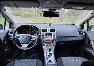 Pelēks Toyota Avensis 2015 Tallina, ar dzinēja tilpumu 1.80 L un nobraukumu 186 tūkst. km par 7500 €, foto 5 vietnē AUTOMOTO.COM.LV