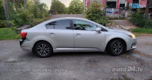 Pelēks Toyota Avensis 2015 Tallina, ar dzinēja tilpumu 1.80 L un nobraukumu 186 tūkst. km par 7500 €, foto 7 vietnē AUTOMOTO.COM.LV