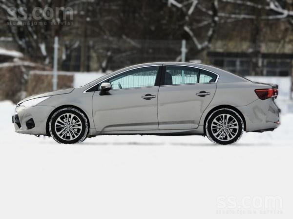 Pelēks Toyota Avensis 2016 Rīga, ar dzinēja tilpumu 2.00 L un nobraukumu 196 tūkst. km par 9290 €, foto 4 vietnē AUTOMOTO.COM.LV