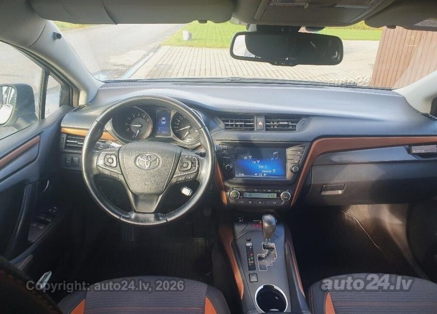 Pelēks Toyota Avensis 2016 Tallina, ar dzinēja tilpumu 1.80 L un nobraukumu 235 tūkst. km par 10490 €, foto 11 vietnē AUTOMOTO.COM.LV