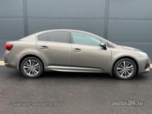 Pelēks Toyota Avensis 2016 Kuresāre, ar dzinēja tilpumu 1.80 L un nobraukumu 209 tūkst. km par 10990 €, foto 8 vietnē AUTOMOTO.COM.LV