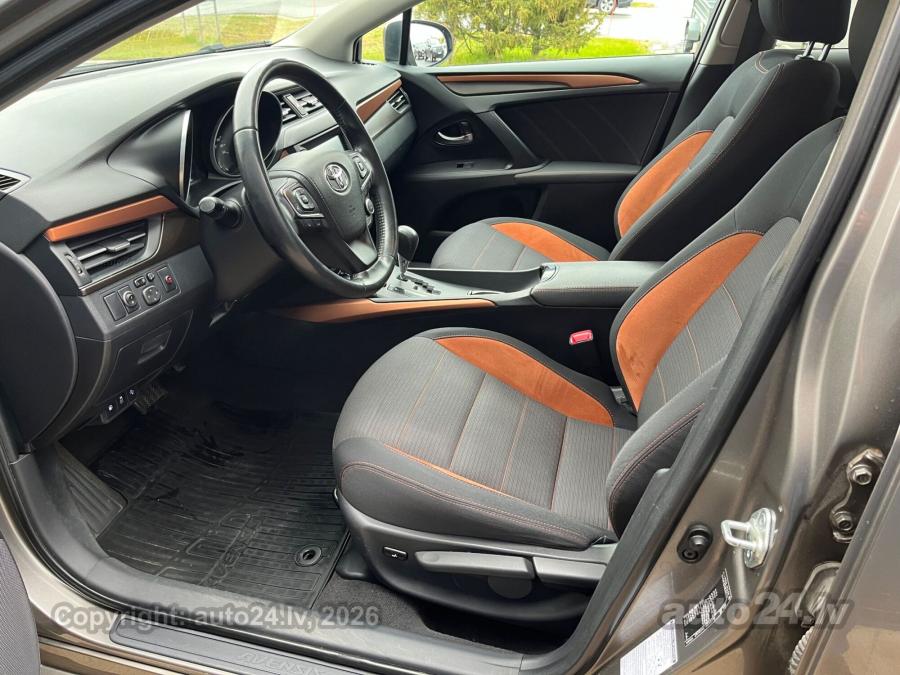Pelēks Toyota Avensis 2016 Kuresāre, ar dzinēja tilpumu 1.80 L un nobraukumu 209 tūkst. km par 10990 €, foto 10 vietnē AUTOMOTO.COM.LV