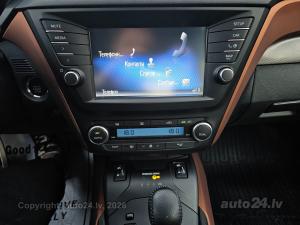 Pelēks Toyota Avensis 2016 Tallina, ar dzinēja tilpumu 1.80 L un nobraukumu 175 tūkst. km par 10900 €, foto 14 vietnē AUTOMOTO.COM.LV