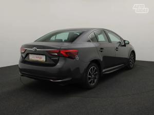 Pelēks Toyota Avensis 2016 Viļņa, ar dzinēja tilpumu 1.80 L un nobraukumu 140 tūkst. km par 11799 €, foto 9 vietnē AUTOMOTO.COM.LV