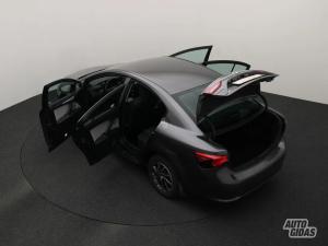 Pelēks Toyota Avensis 2016 Viļņa, ar dzinēja tilpumu 1.80 L un nobraukumu 140 tūkst. km par 11799 €, foto 14 vietnē AUTOMOTO.COM.LV