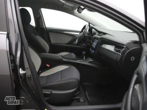 Pelēks Toyota Avensis 2016 Viļņa, ar dzinēja tilpumu 1.80 L un nobraukumu 140 tūkst. km par 11799 €, foto 15 vietnē AUTOMOTO.COM.LV