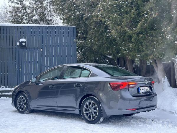 Pelēks Toyota Avensis 2016 Rīga, ar dzinēja tilpumu 1.80 L un nobraukumu 138 tūkst. km par 11350 €, foto 4 vietnē AUTOMOTO.COM.LV