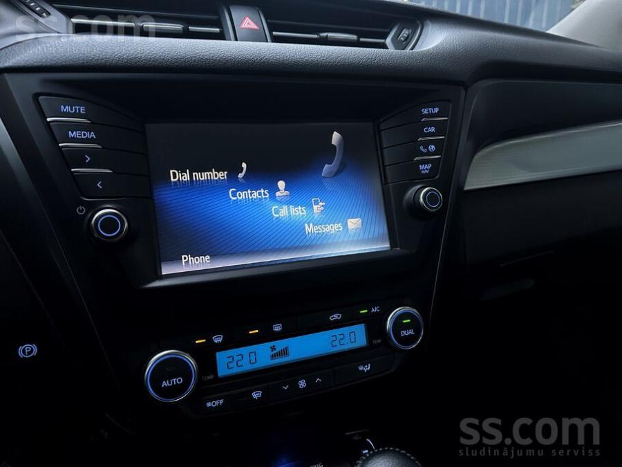Pelēks Toyota Avensis 2016 Rīga, ar dzinēja tilpumu 1.80 L un nobraukumu 138 tūkst. km par 11350 €, foto 12 vietnē AUTOMOTO.COM.LV
