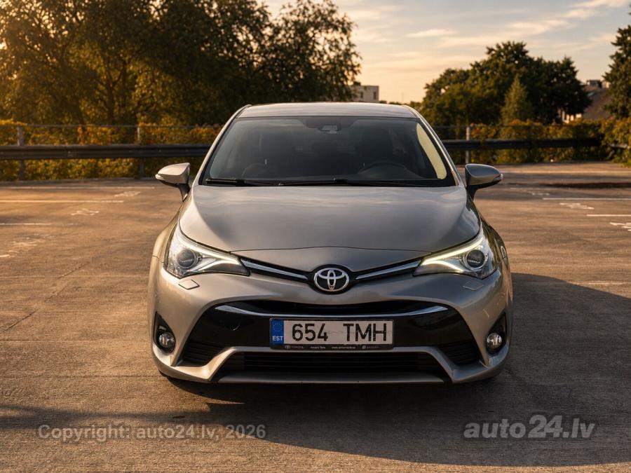 Серый Тойота Авенсис 2016 в Тарту, объемом двигателя 1.80 л и пробегом 153 тыс. км за 11499 €, фото 3 на AUTOMOTO.COM.LV