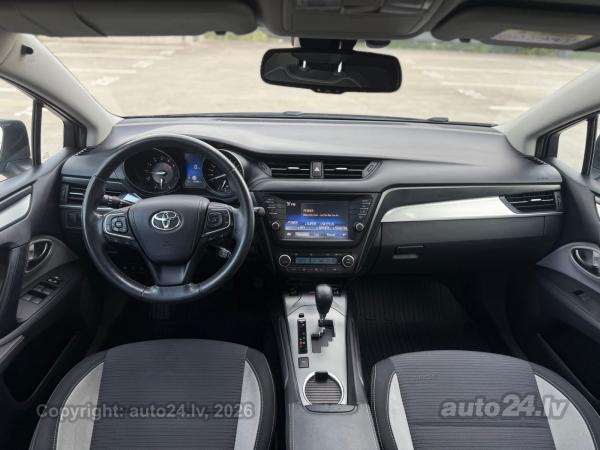 Grey Toyota Avensis 2016 in Tartu, with an engine capacity of 1.80 L and mileage of 153 thousand km for 11499 €, photo 7 on AUTOMOTO.COM.LV