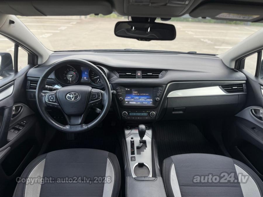 Серый Тойота Авенсис 2016 в Тарту, объемом двигателя 1.80 л и пробегом 153 тыс. км за 11499 €, фото 8 на AUTOMOTO.COM.LV