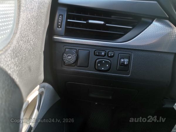 Серый Тойота Авенсис 2016 в Таллин, объемом двигателя 1.80 л и пробегом 225 тыс. км за 10500 €, фото 9 на AUTOMOTO.COM.LV