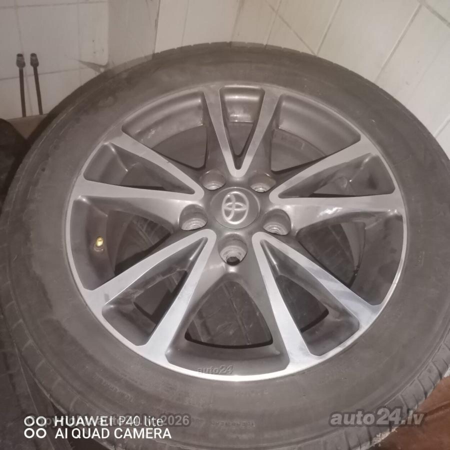 Серый Тойота Авенсис 2016 в Таллин, объемом двигателя 1.80 л и пробегом 225 тыс. км за 10500 €, фото 11 на AUTOMOTO.COM.LV