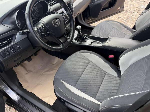 Серый Тойота Авенсис 2016 в Утена, объемом двигателя 1.60 л и пробегом 250 тыс. км за 6790 €, фото 7 на AUTOMOTO.COM.LV