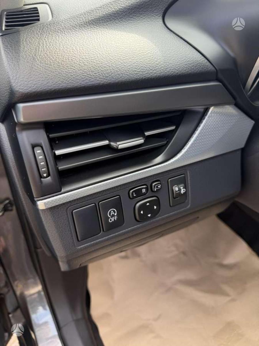Pelēks Toyota Avensis 2016 Utena, ar dzinēja tilpumu 1.60 L un nobraukumu 250 tūkst. km par 6790 €, foto 14 vietnē AUTOMOTO.COM.LV