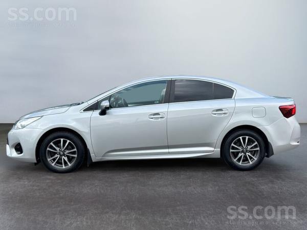 Grey Toyota Avensis 2016 in Riga, with an engine capacity of 1.80 L and mileage of 127 thousand km for 11740 €, photo 3 on AUTOMOTO.COM.LV