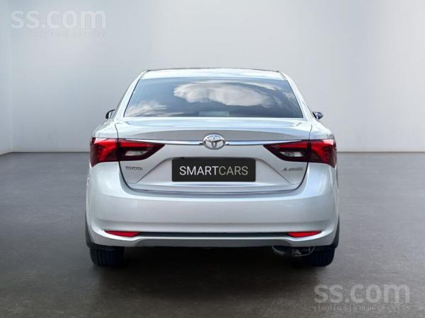 Grey Toyota Avensis 2016 in Riga, with an engine capacity of 1.80 L and mileage of 127 thousand km for 11740 €, photo 5 on AUTOMOTO.COM.LV