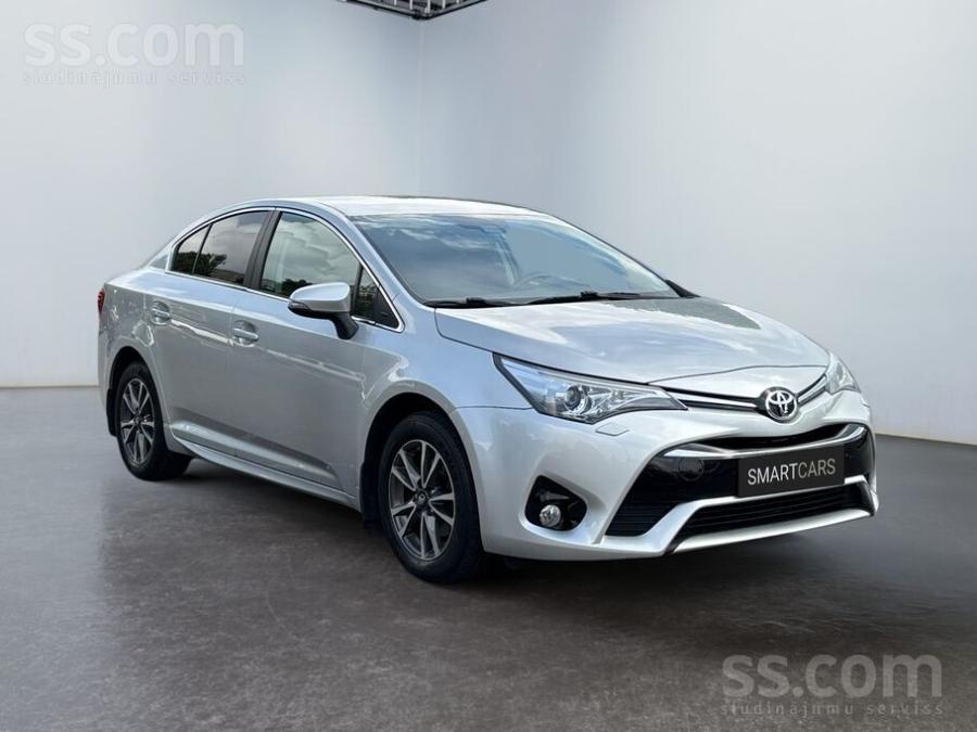 Grey Toyota Avensis 2016 in Riga, with an engine capacity of 1.80 L and mileage of 127 thousand km for 11740 €, photo 8 on AUTOMOTO.COM.LV