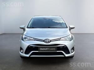 Grey Toyota Avensis 2016 in Riga, with an engine capacity of 1.80 L and mileage of 127 thousand km for 11740 €, photo 9 on AUTOMOTO.COM.LV