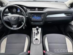 Grey Toyota Avensis 2016 in Riga, with an engine capacity of 1.80 L and mileage of 127 thousand km for 11740 €, photo 11 on AUTOMOTO.COM.LV