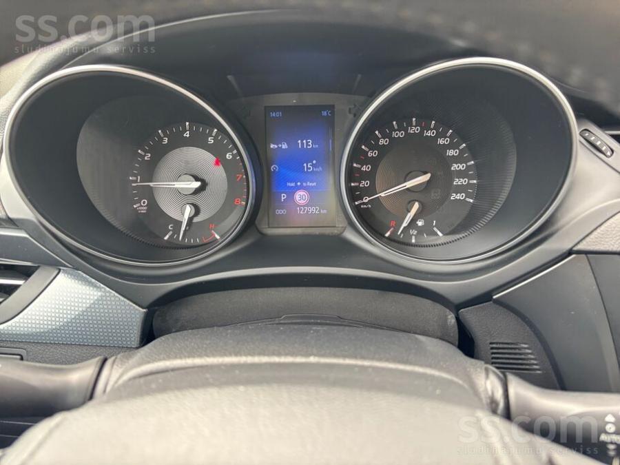 Grey Toyota Avensis 2016 in Riga, with an engine capacity of 1.80 L and mileage of 127 thousand km for 11740 €, photo 21 on AUTOMOTO.COM.LV