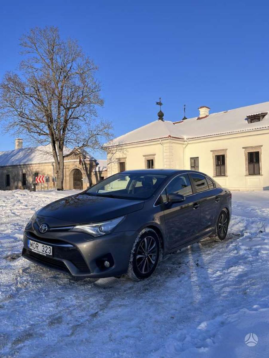 Grey Toyota Avensis 2017 in Kaunas, with an engine capacity of 1.80 L and mileage of 145 thousand km for 13000 €, photo 2 on AUTOMOTO.COM.LV