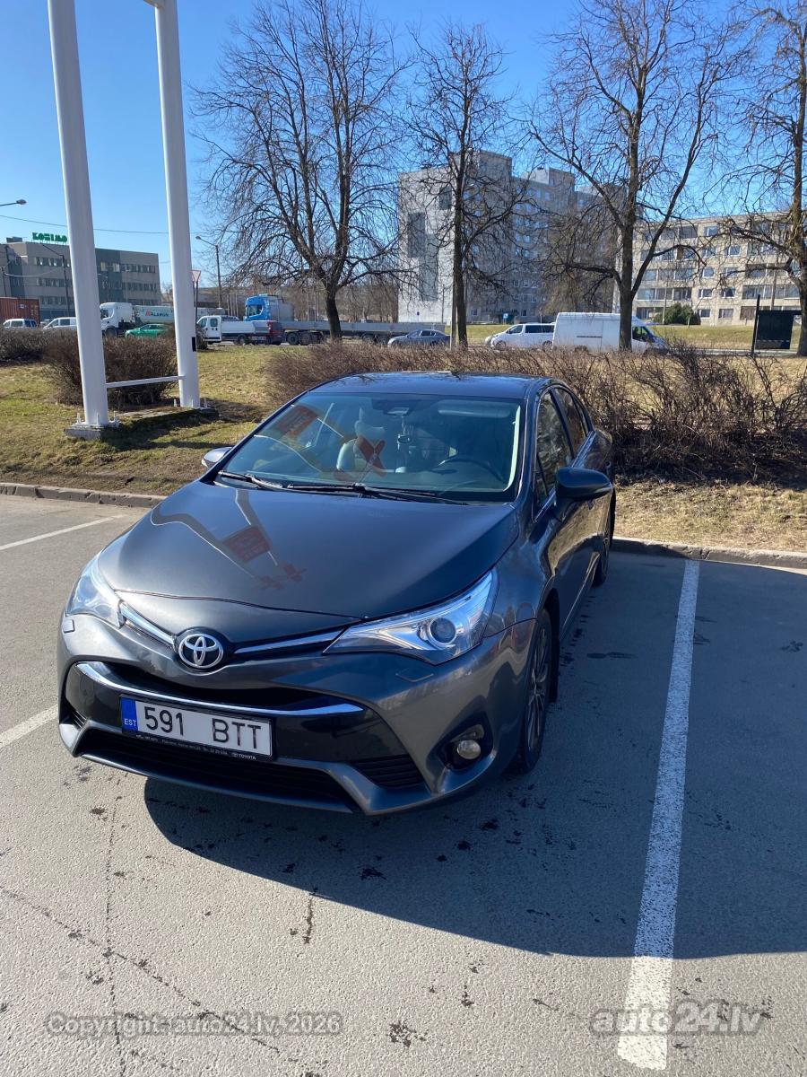 Pelēks Toyota Avensis 2017 Tallina, ar dzinēja tilpumu 1.80 L un nobraukumu 320 tūkst. km par 8750 €, foto 1 vietnē AUTOMOTO.COM.LV