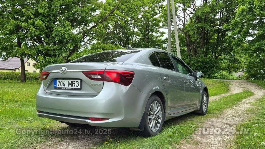 Серый Тойота Авенсис 2017 в Пайде, объемом двигателя 1.80 л и пробегом 72 тыс. км за 11500 €, фото 8 на AUTOMOTO.COM.LV
