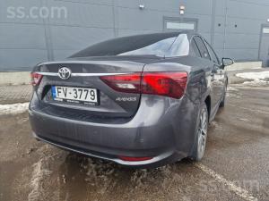 Серый Тойота Авенсис 2017 в Рига, объемом двигателя 1.80 л и пробегом 161 тыс. км за 10300 €, фото 10 на AUTOMOTO.COM.LV