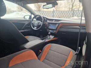 Серый Тойота Авенсис 2017 в Рига, объемом двигателя 1.80 л и пробегом 161 тыс. км за 10300 €, фото 12 на AUTOMOTO.COM.LV